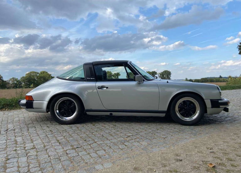 Porsche 911 SC 1980 - elferspot.com - Marktplatz für Porsche Sportwagen